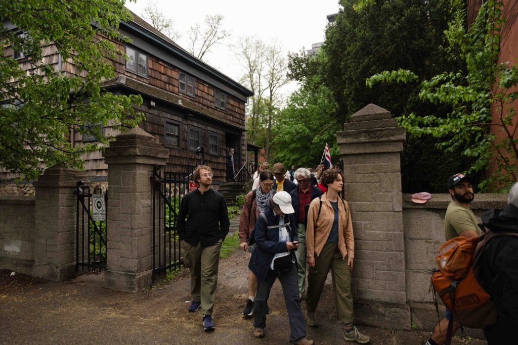 Quakers Walk from New York City to Washington, D.C., to Share Flushing ...